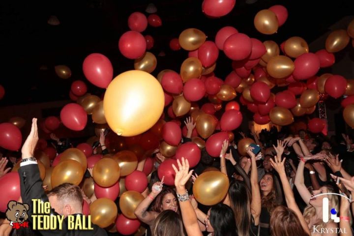 Balloon Drops for any Special Event - Balloon Guru